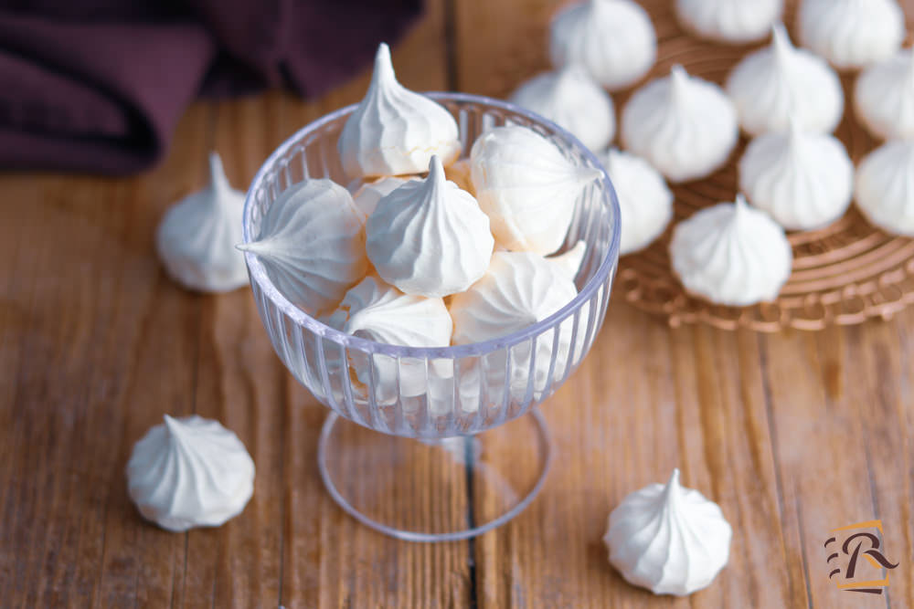 Meringhe alla francese | Ricette della Nonna