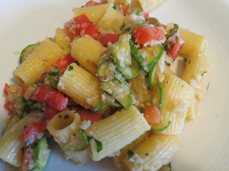 Mezzi rigatoni al nasello | Ricette della Nonna