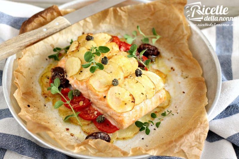 Ricetta Salmone al forno light con patate | Ricette della Nonna