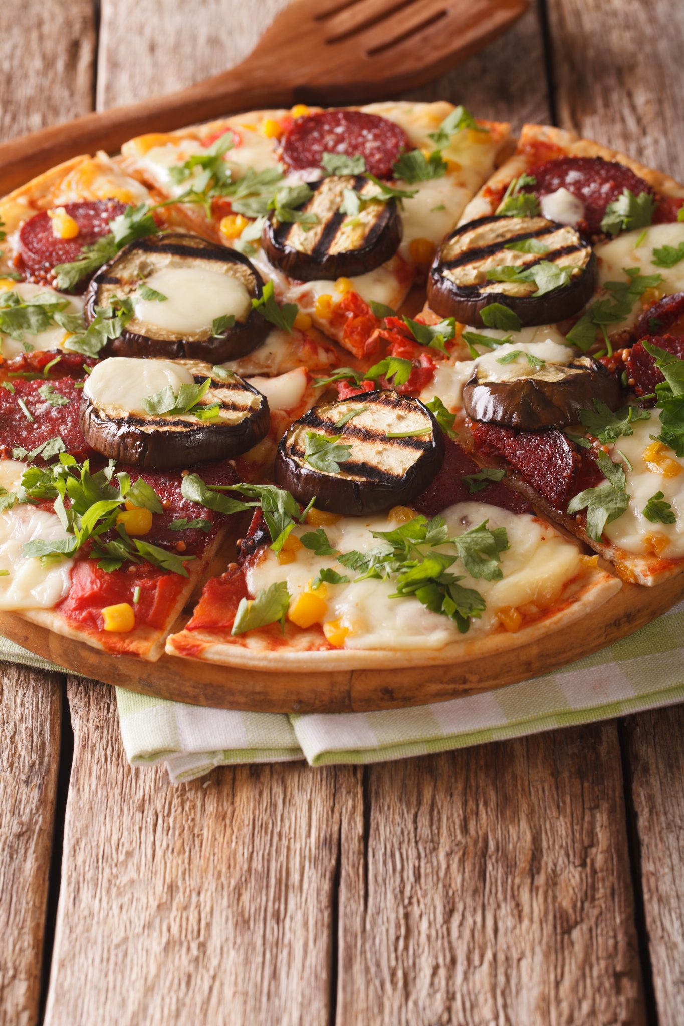 Pizza alle melanzane | Ricette della Nonna
